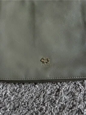RADLEY LONDON | Bags | Radley London Leather Crossbody Bag | Poshmark